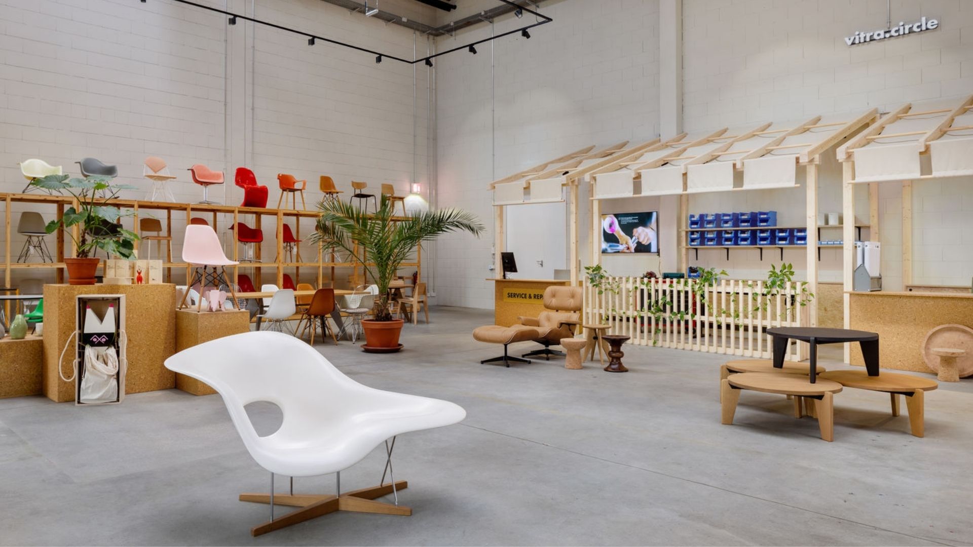 Vitra Circle für Unternehmen: Nachhaltige Raumlösungen mit Design und Haltung - Raumhaus